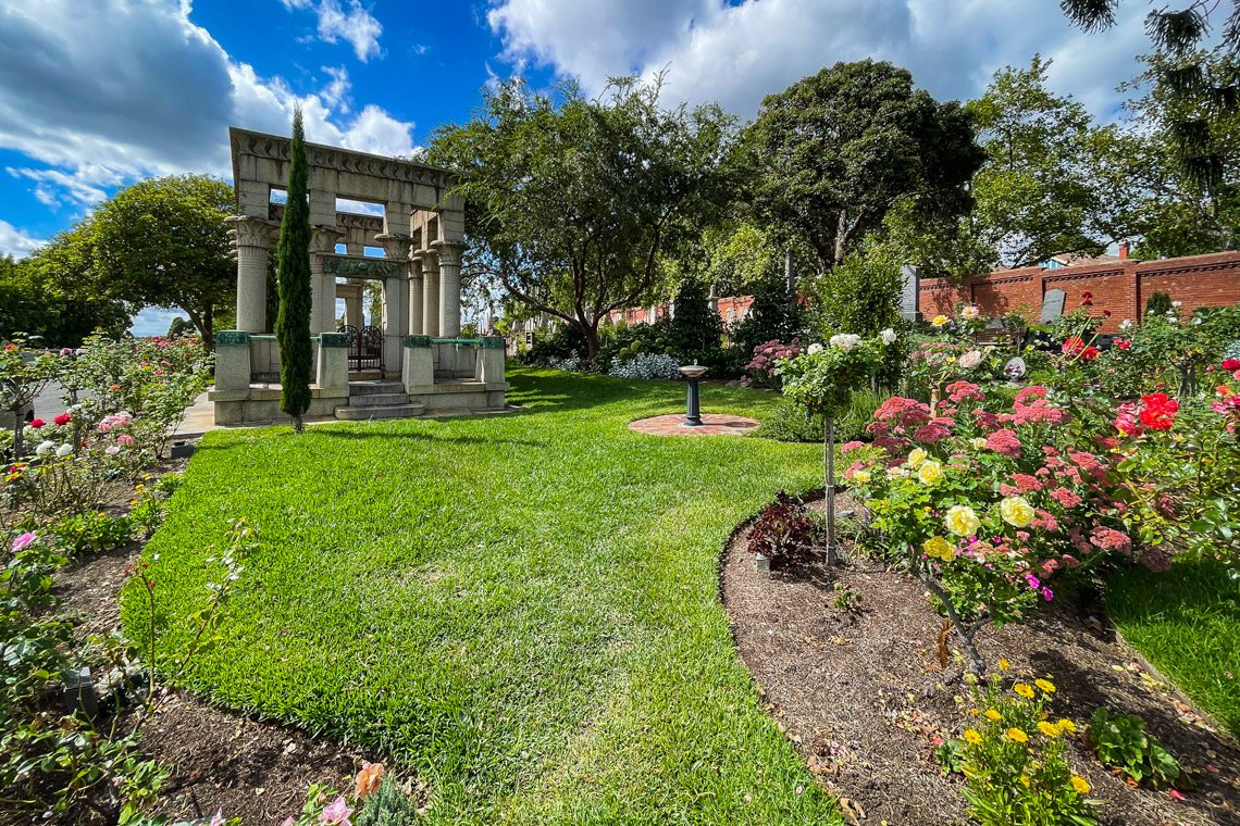 Memorialisation – Kew Cemetery